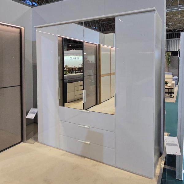 Scale Spin 4 Door Combi Robe & Accessories | Magnum Furniture