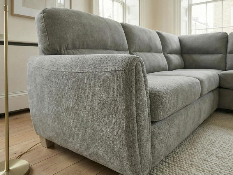 Large RH Corner Sofa | Magnum Furniture